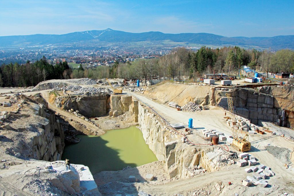 4. lomy pod univerzitou